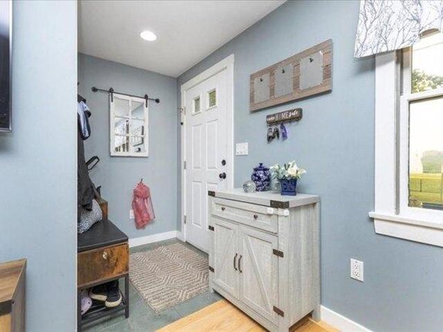 house with 2 bedroom, Danvers MA ES105174472