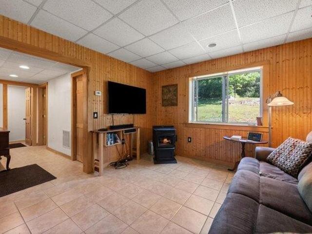 house with 2 bedroom, Danbury NH ES104870314