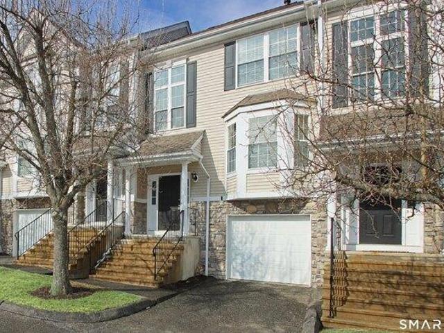house with 2 bedroom, Danbury CT DLS101661340
