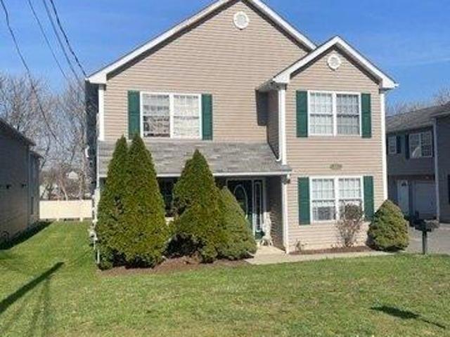 house with 2 bedroom, Danbury CT DLS101603797
