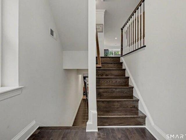 house with 2 bedroom, Danbury CT DS104148504