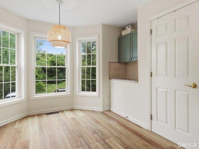 house with 2 bedroom, Danbury CT DS104261473