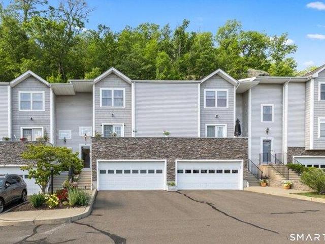 house with 2 bedroom, Danbury CT DS104263537