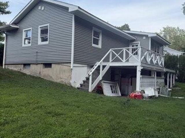 house with 2 bedroom, Danbury CT ES104113852