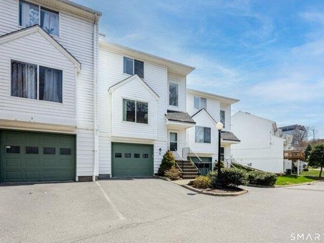 house with 2 bedroom, Danbury CT ES104151081