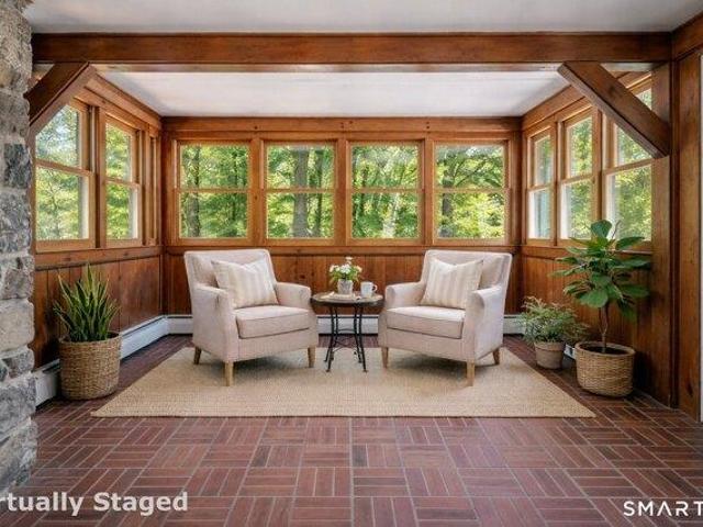 house with 2 bedroom, Danbury CT ES104188024