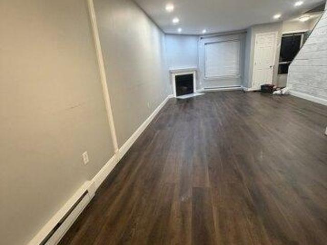 house with 2 bedroom, Danbury CT ES104477551
