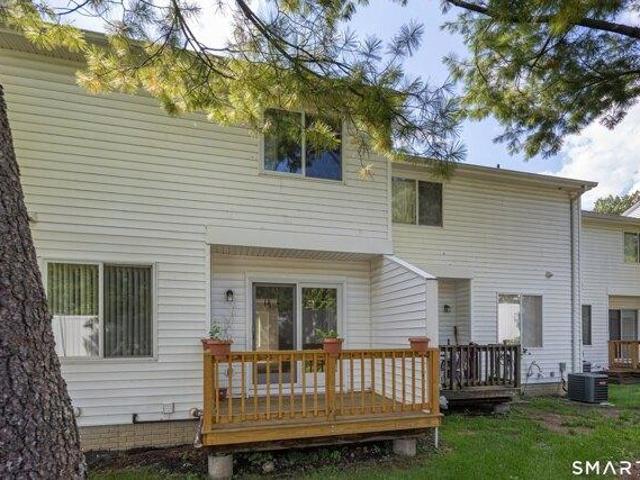 house with 2 bedroom, Danbury CT ES105112878