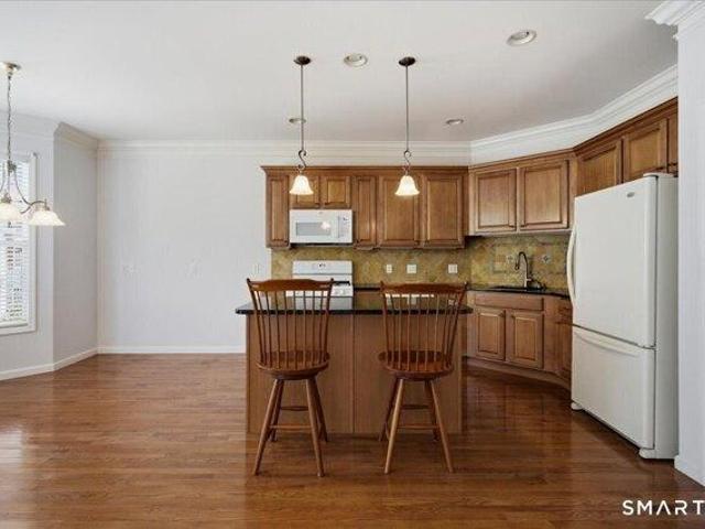 house with 2 bedroom, Danbury CT ES105127752