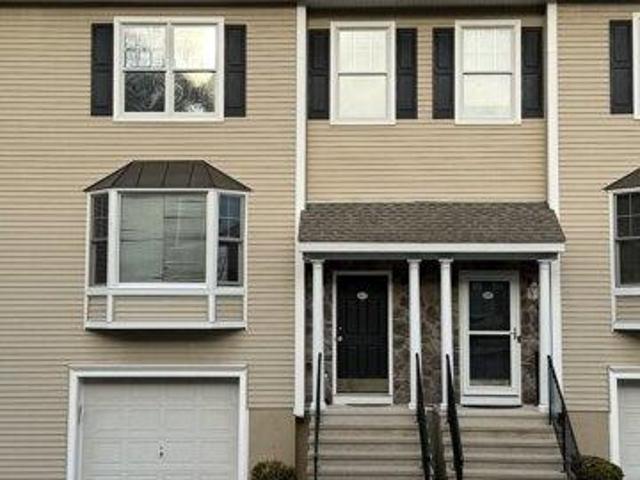 house with 2 bedroom, Danbury CT ES105144353
