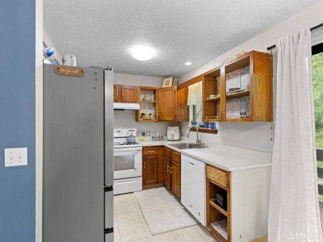 house with 2 bedroom, Danbury CT ES105144675
