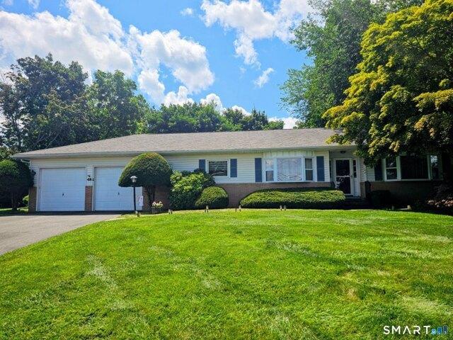 house with 2 bedroom, Danbury CT ES105159250