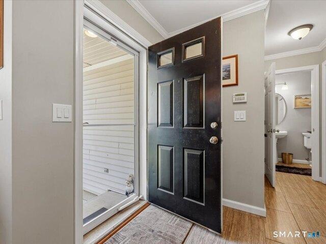 house with 2 bedroom, Danbury CT ES103435697