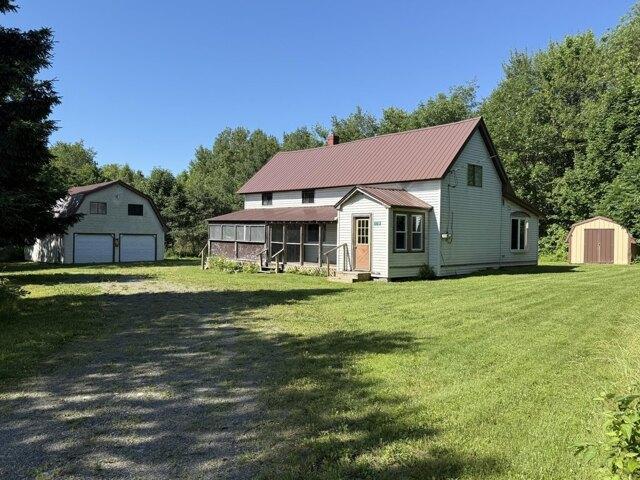 house with 2 bedroom, Danforth ME DS102724212