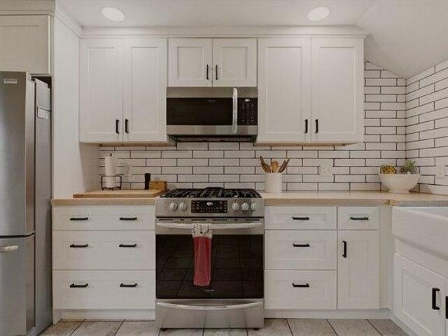 house with 2 bedroom, Dartmouth MA DS104233718