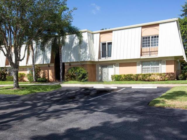 house with 2 bedroom, Davie FL FL DS102520031
