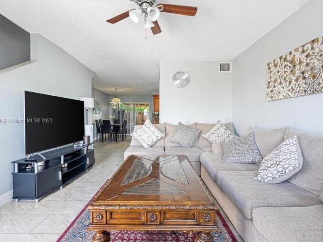 house with 2 bedroom, Davie FL FL DS102520502