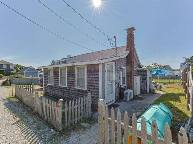 house with 2 bedroom, Dennis MA DS102761357