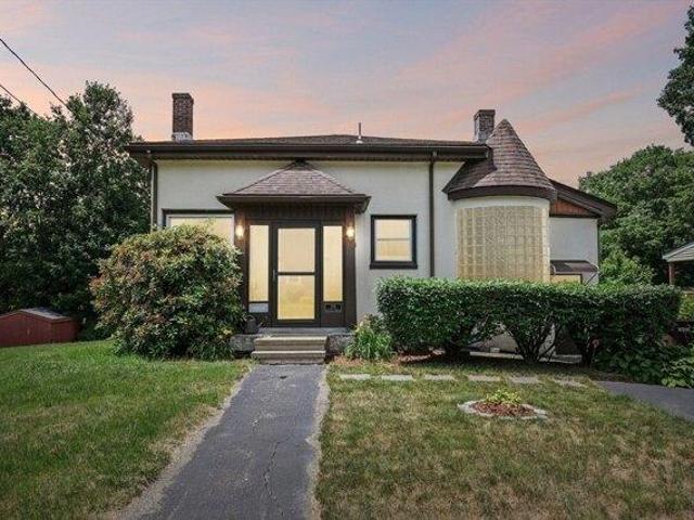 house with 2 bedroom, Dedham MA DS103852299