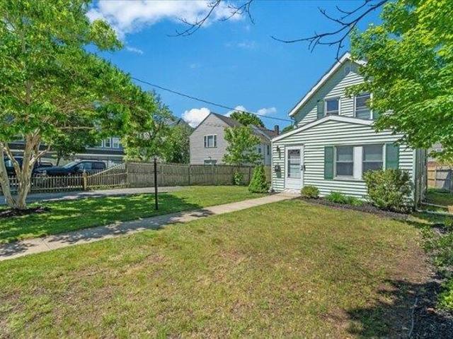 house with 2 bedroom, Dedham MA ES105230510