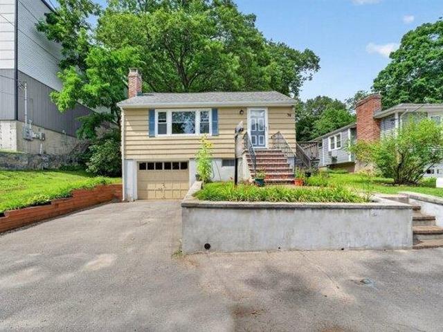 house with 2 bedroom, Dedham MA ES105352969