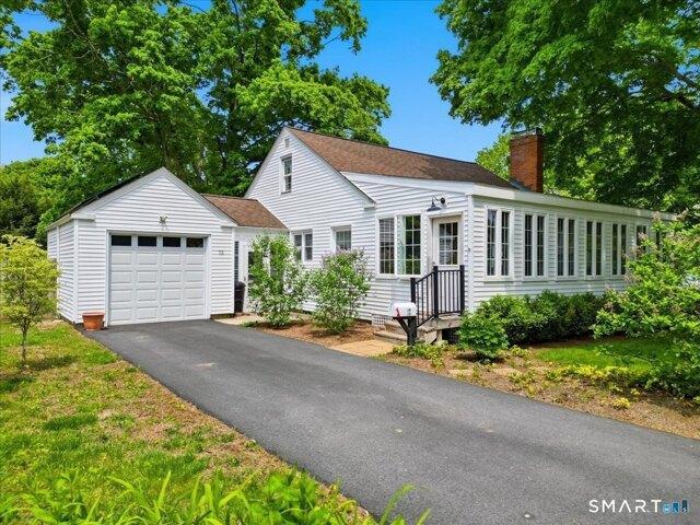 house with 2 bedroom, Deep River CT DS102724089