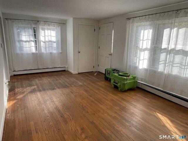 house with 2 bedroom, Deep River CT ES103159326