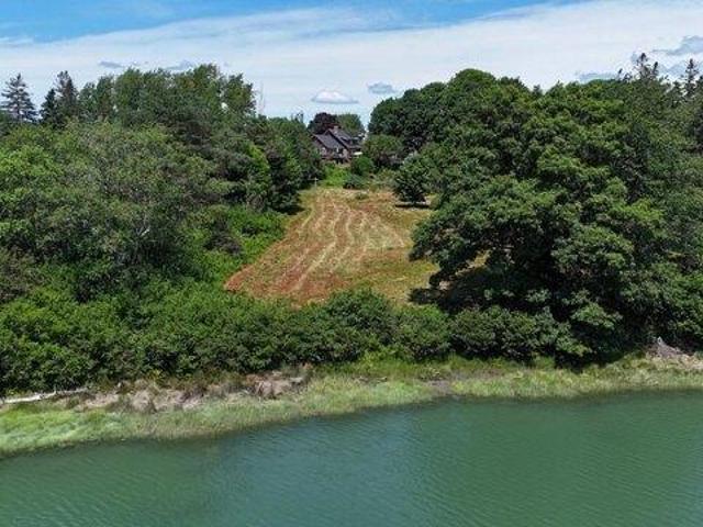 house with 2 bedroom, Deer Isle ME DS104478629