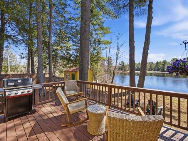 house with 2 bedroom, Deerfield NH DS102257894