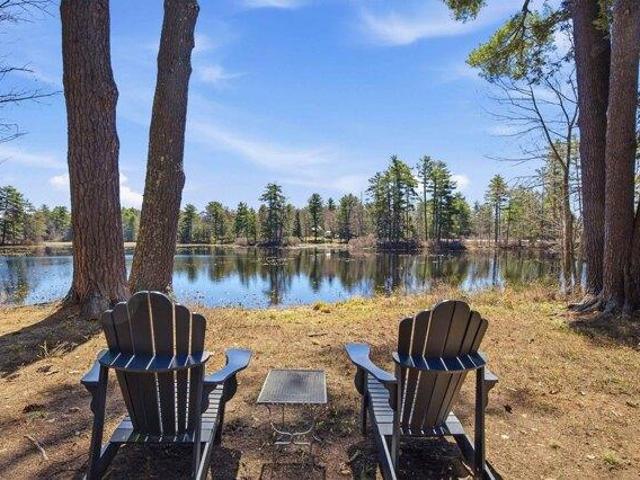 house with 2 bedroom, Deerfield NH ES103018036