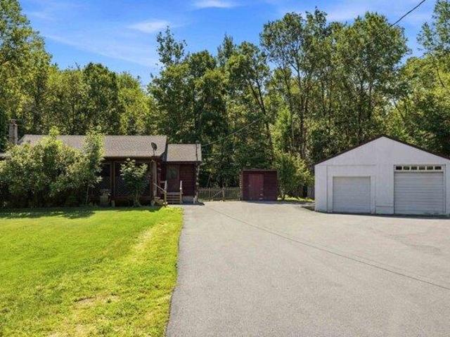 house with 2 bedroom, Deerfield NH ES104853041