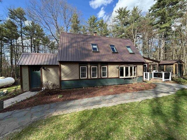house with 2 bedroom, Deering NH DLS103018497