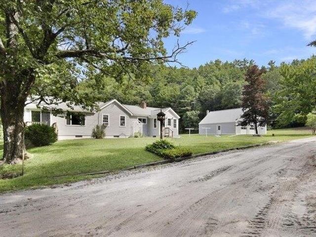 house with 2 bedroom, Deering NH ES105116226