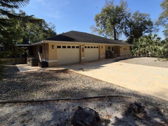 house with 2 bedroom, Deland FL DLS100973653