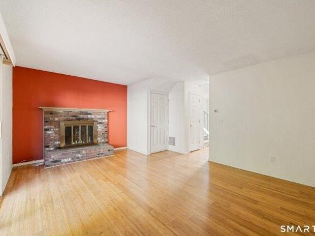 house with 2 bedroom, Derby CT DS102799535