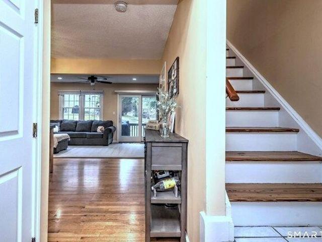 house with 2 bedroom, Derby CT ES103187150