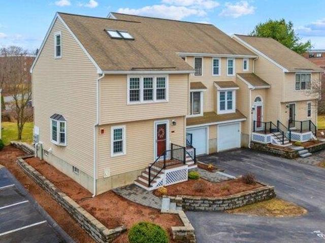 house with 2 bedroom, Derry NH DLS102026056