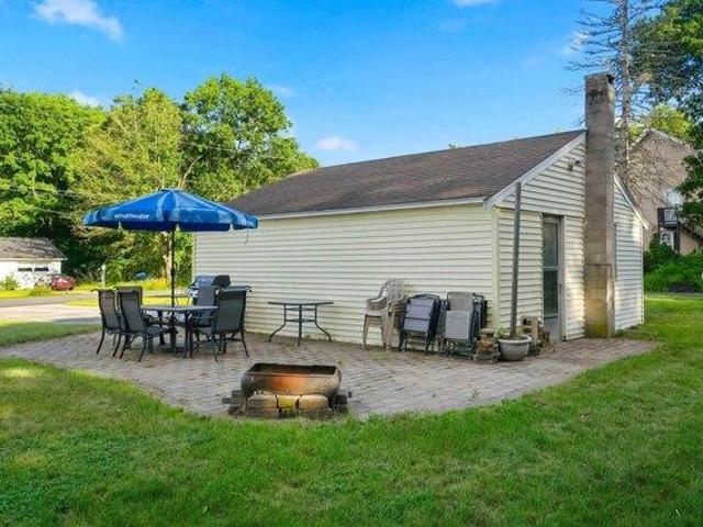 house with 2 bedroom, Derry NH DS104329601