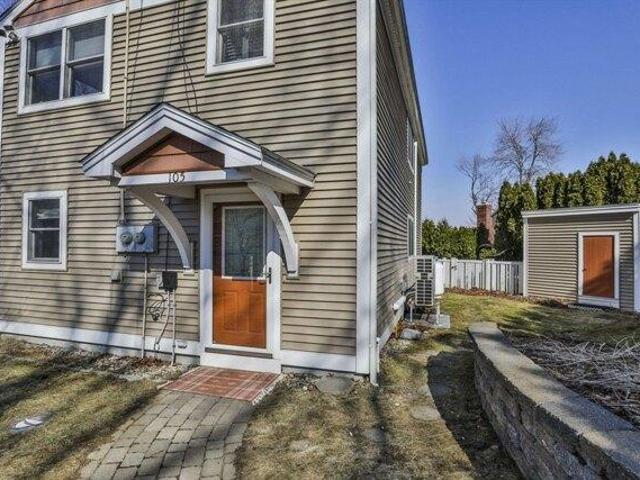 house with 2 bedroom, Derry NH ES104261591
