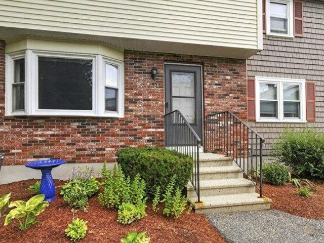 house with 2 bedroom, Derry NH ES105107132