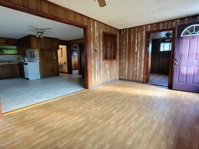 house with 2 bedroom, Douglas MA ES105083033