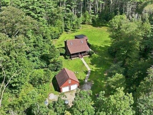 house with 2 bedroom, Douglas MA ES105113006