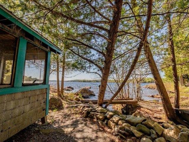 house with 2 bedroom, Dover Foxcroft ME DS103223131