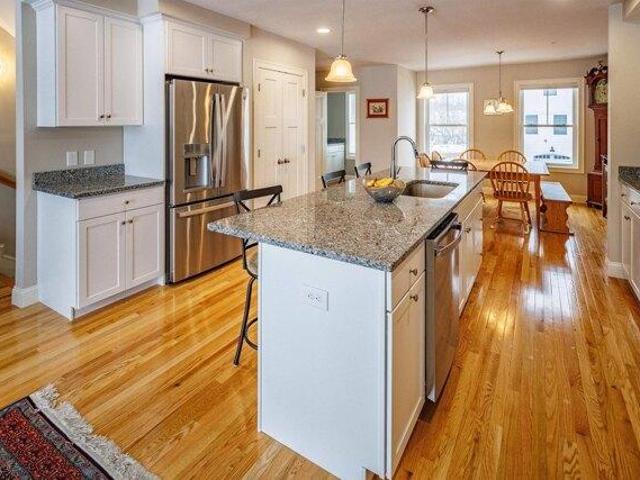 house with 2 bedroom, Dover NH DS103127369