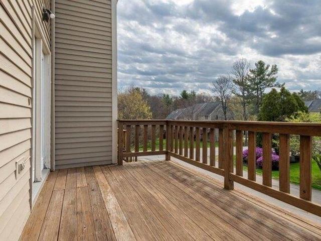 house with 2 bedroom, Dover NH ES103437473
