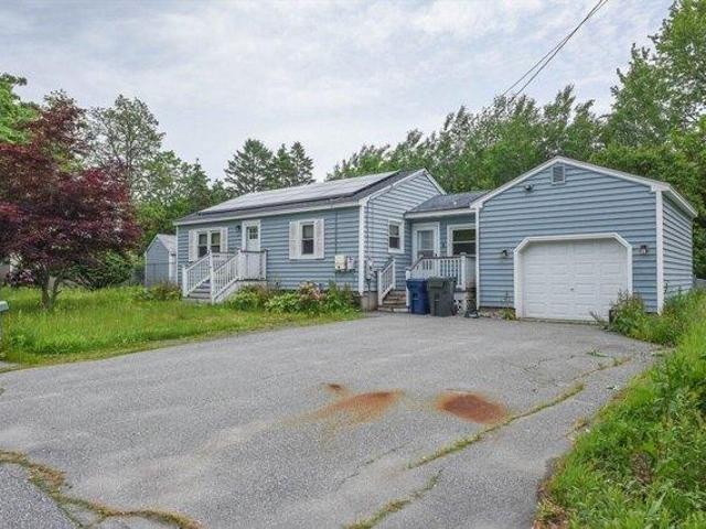 house with 2 bedroom, Dracut MA DS102922196