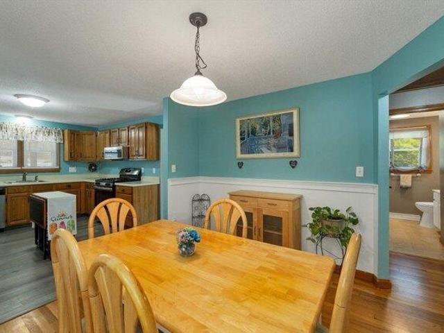 house with 2 bedroom, Dracut MA ES103073177