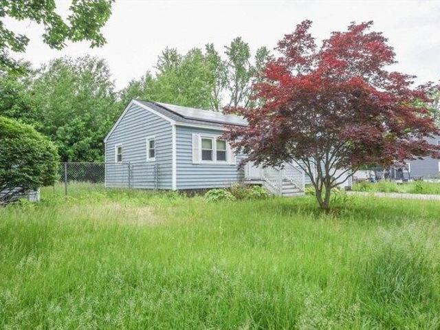 house with 2 bedroom, Dracut MA ES103248183