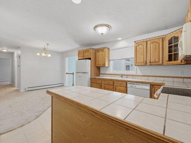 house with 2 bedroom, Dudley MA ES104043451