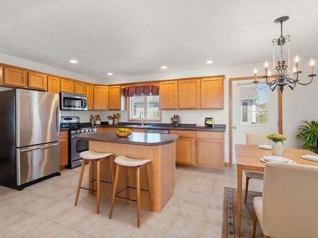 house with 2 bedroom, East Bridgewater MA DLS102480032